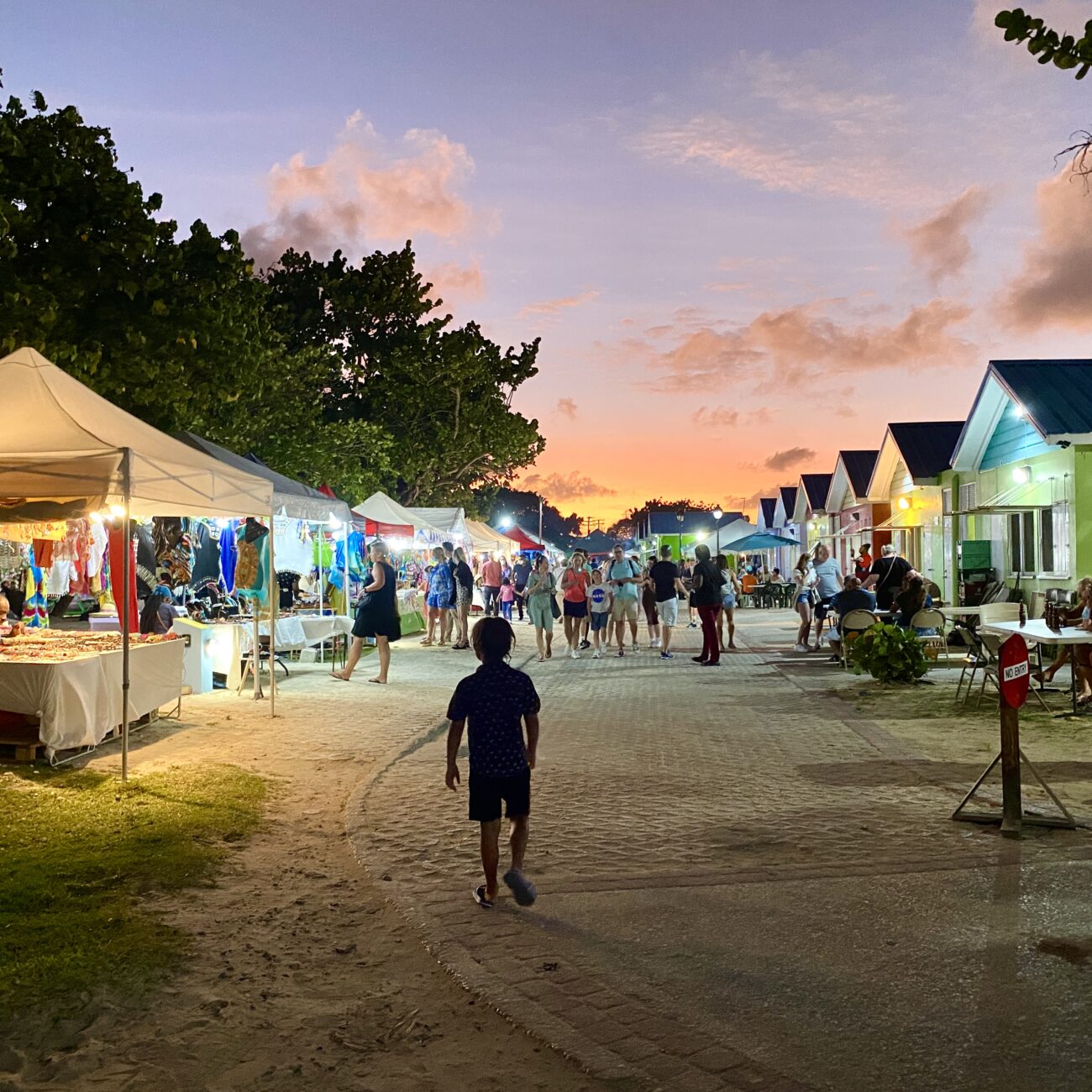 Oistins Fish Fry - Barbados Food & Drinks Guide
